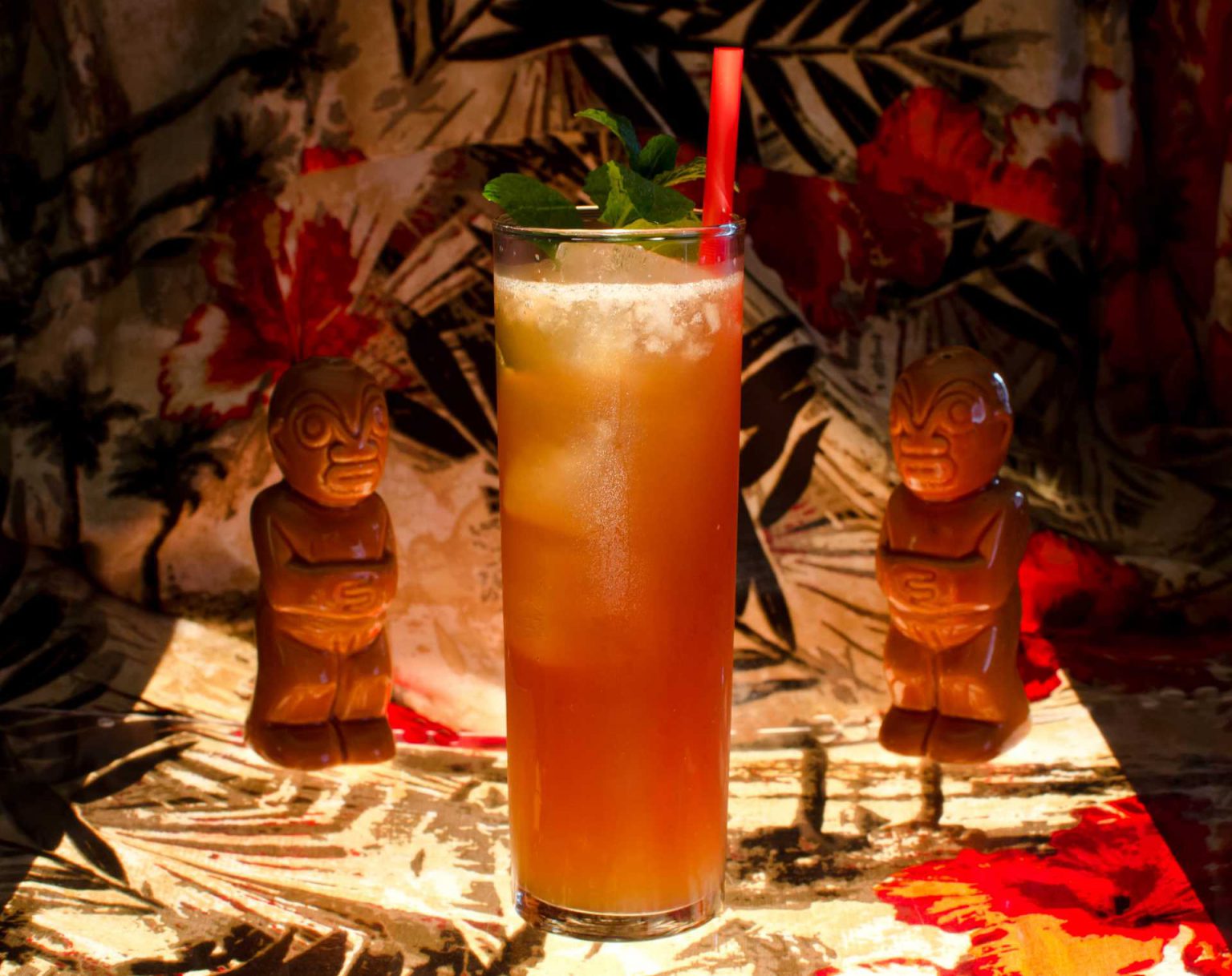 Coctelería Tiki: Cómo preparar los 5 cócteles más famosos - HAPPY HAWAII